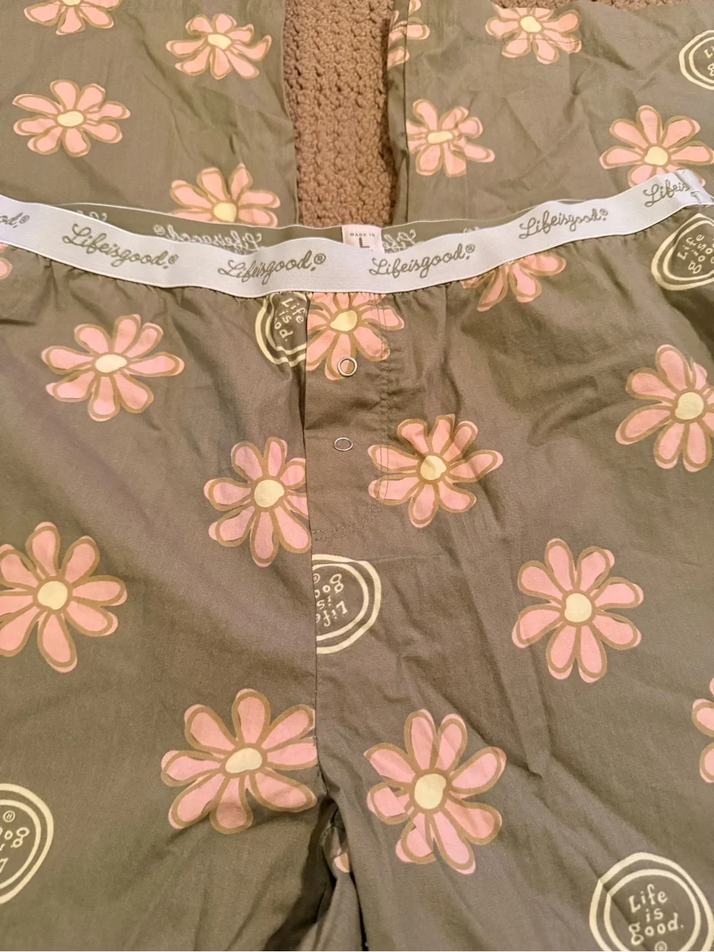 Life Is Good | Intimates & Sleepwear | Life Is Good Olive Green Floral ...